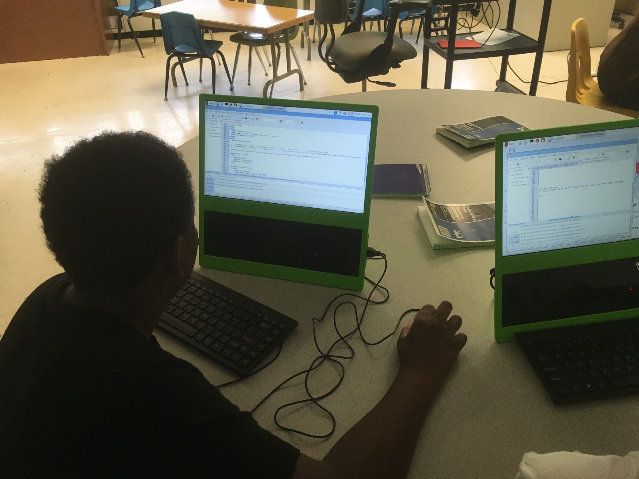 Boys First Coding Lesson Web Pages Openwise Learning Developing